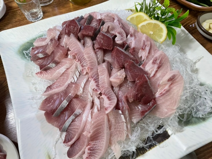 제주시청 근처 방어회 맛집, 삼바리회센타 재방문 후기 : 네이버 블로그