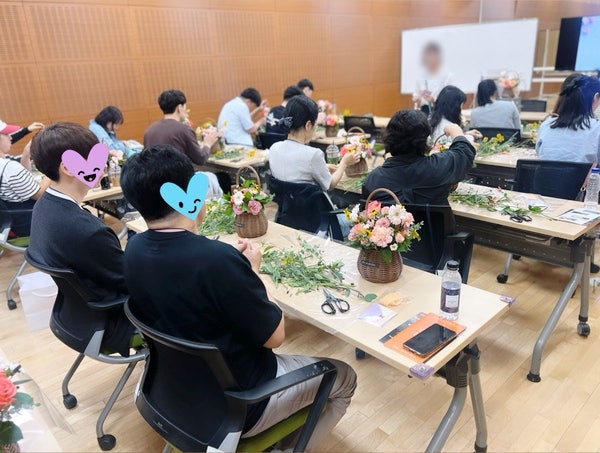 기업 지자체 공공기관 신규공직자 교육 힐링프로그램 플라워클래스 플라채 출강 원데이 수원 영통 광교 플라워레슨 꽃바구니수업