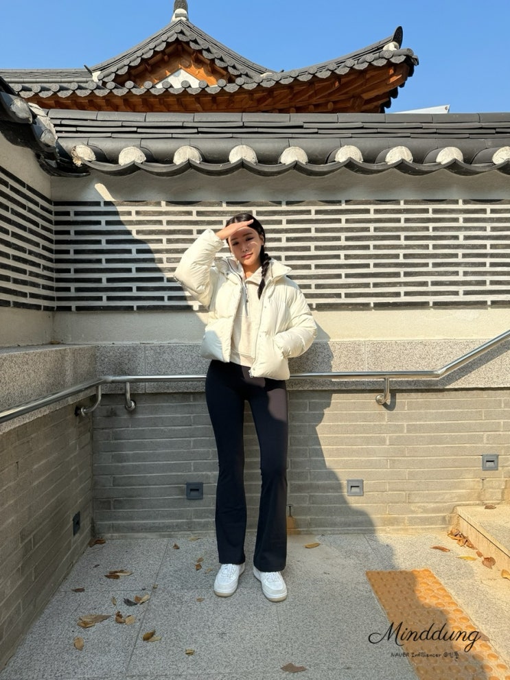 숏패딩 브랜드 추천 행텐 여성 화이트 숏패딩 기모 바지로 여자 겨울 코디 네이버 블로그