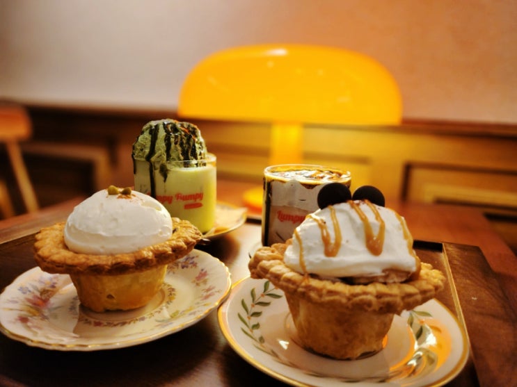 부천시청 카페 맛있는 수제 디저트가 가득한 럼피범피Lumpy Bumpy : 네이버 블로그