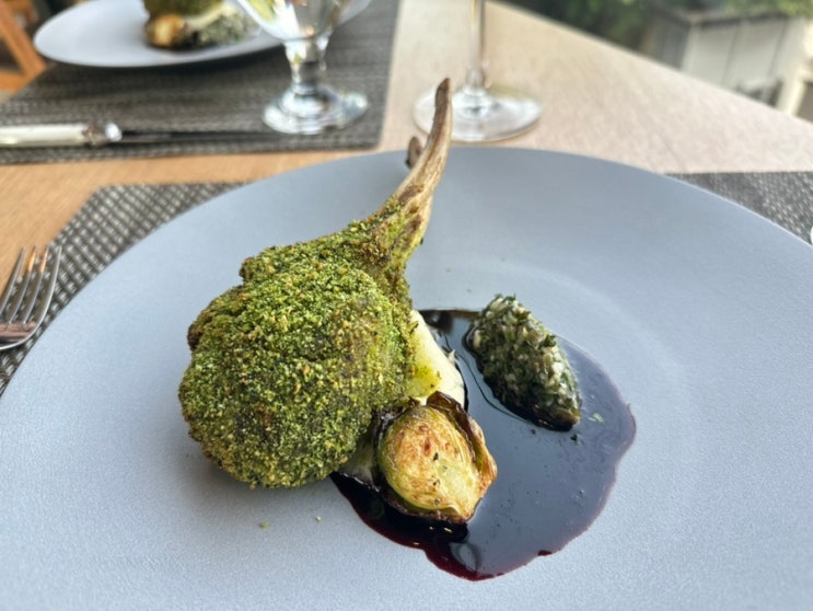 [안국역 삼청동] 르꼬숑(Le couchon) 프렌치 파인다이닝 생일기념 런치 방문 (feat. 창덕궁뷰맛집) : 네이버 블로그