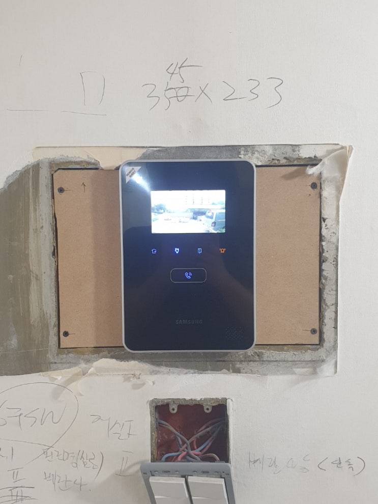 [삼성비디오폰 SHT-3625AMK, 삼성도어락 SHP-DP730] 이문동 쌍용아파트 인테리어 리모델링 공사현장 비디오폰 인터폰 도어락 번호키 교체설치 : 네이버 블로그