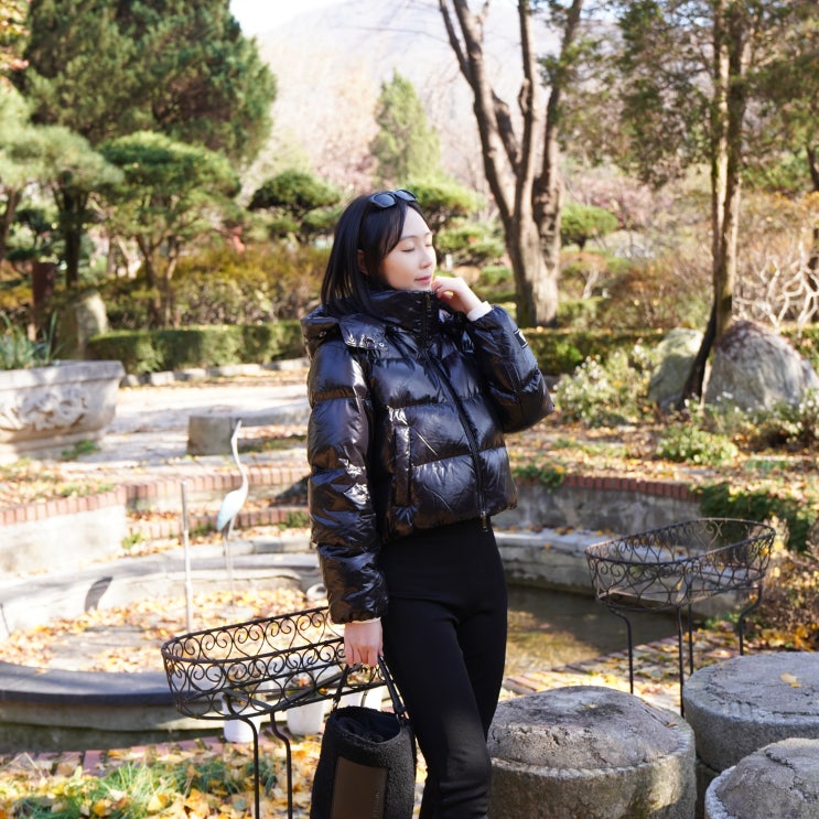 여성 패딩 추천 Pick 유광 글로시 휠라 숏패딩 한소희 밀라노 다운 네이버 블로그