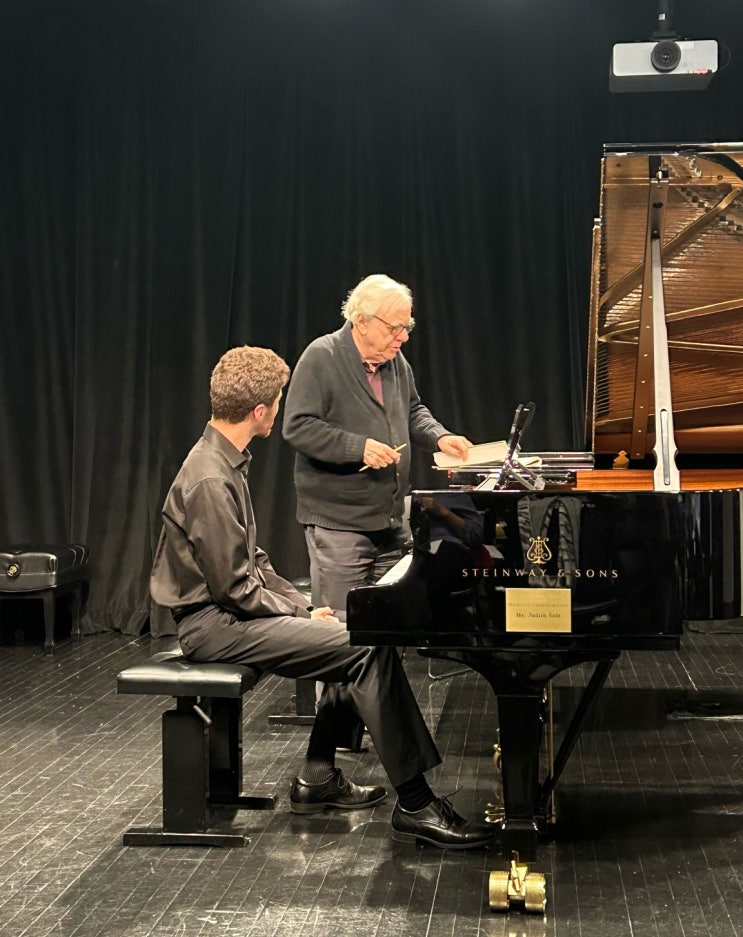 Mannes 생활 | Richard Goode Masterclass : 네이버 블로그