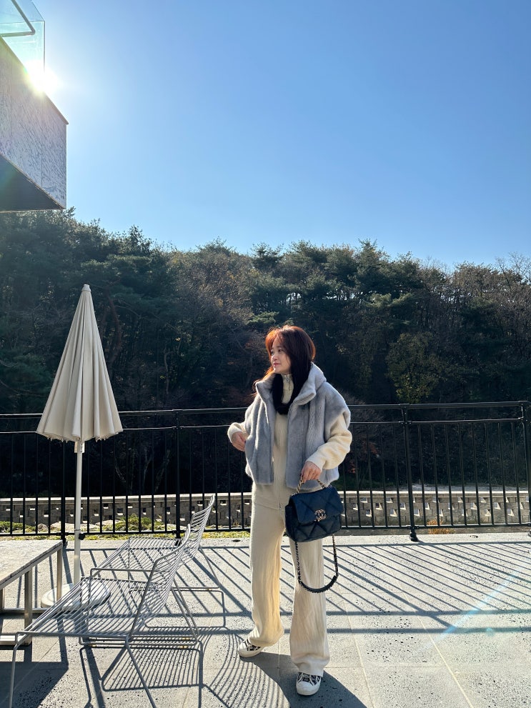 신상 사파이어크로스 캡소매 후드 밍크베스트 Open ♥ 네이버 블로그