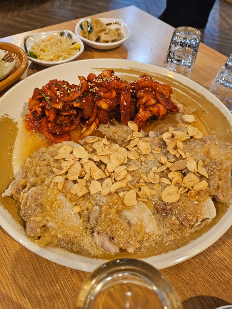 보쌈을시키면 감자탕이나오는 영등포역 보쌈집 삼해집 모임장소추천 네이버 블로그