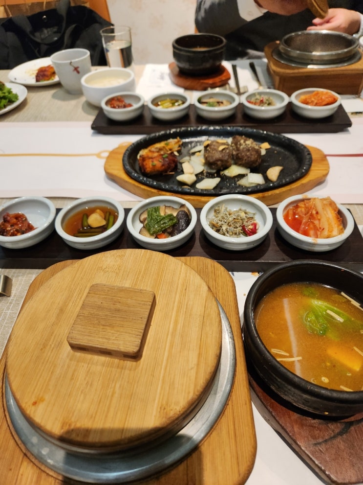서울 광화문 상견례 식당 추천 한정식 일품진진수라 광화문점 난상 코스 후기 상견례선물 상견례옷차림 네이버 블로그