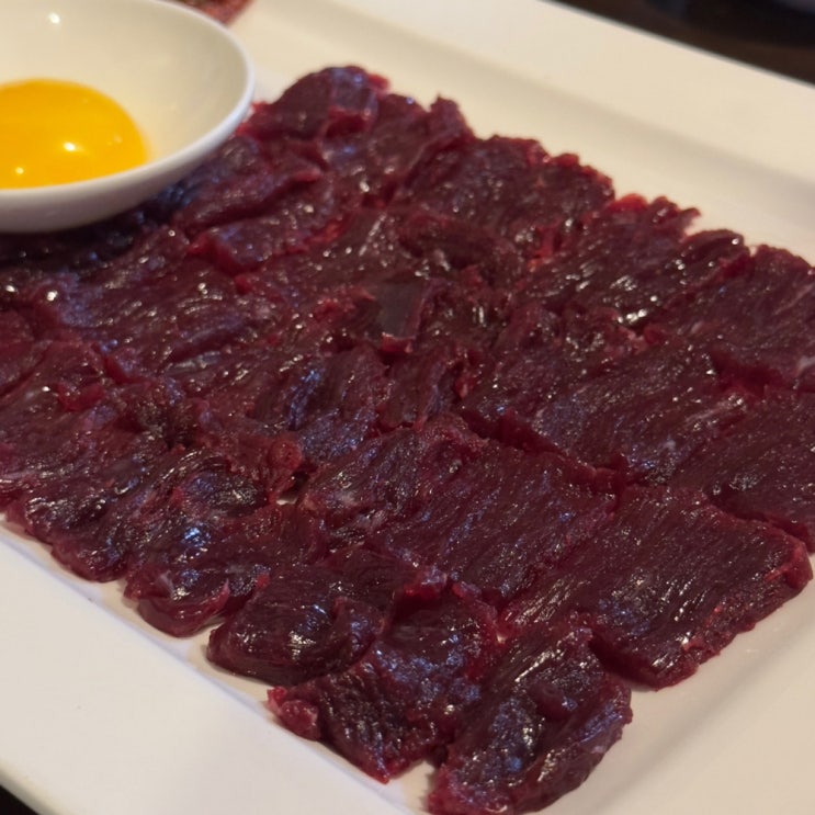 대구 생고기 맛집 고소한 양념 맛이 일품인 두류역 광장코아 술집 대구육회 네이버 블로그