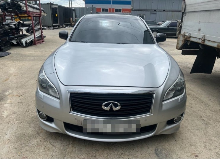 인피니티 M56 입고 : 네이버 블로그