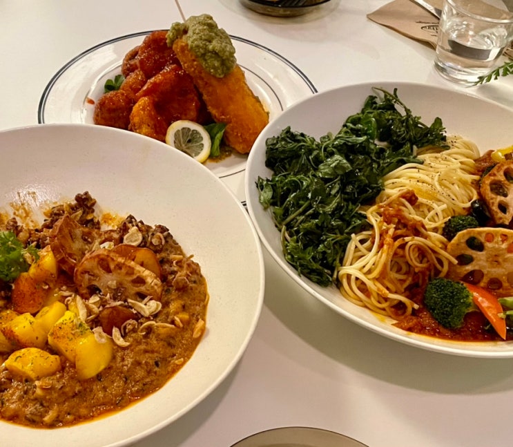 용산구효창공원 어디서 못 본 특별한 조합 시즌별로 메뉴가 바뀌는 퓨전 비건 맛집 리틀갱스터 네이버 블로그