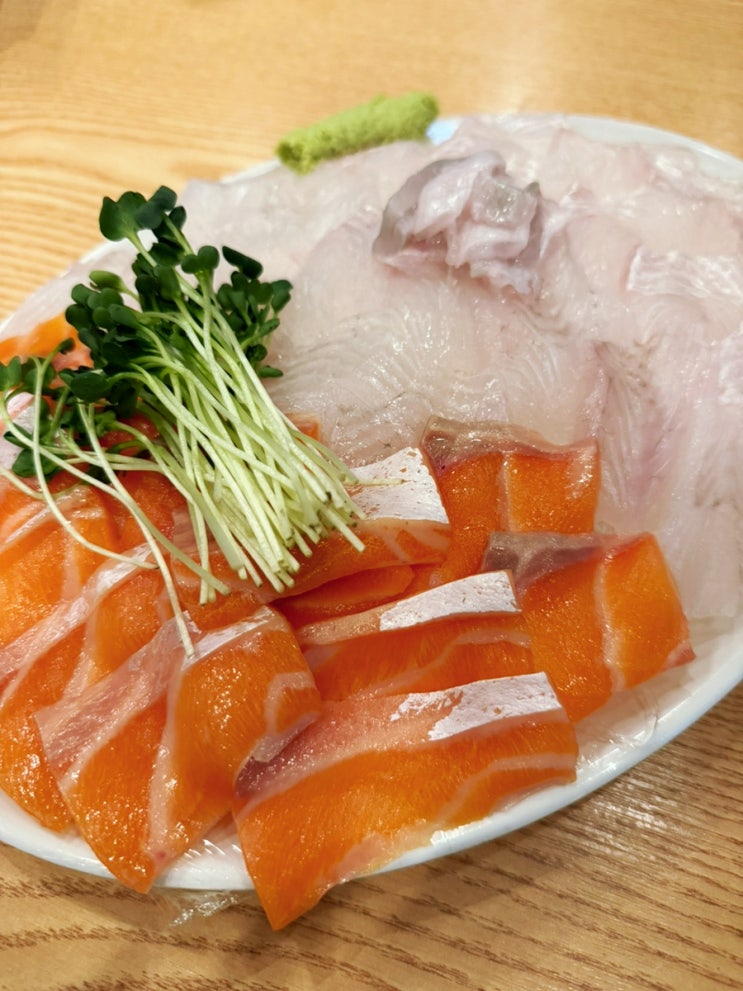회는 맛있는데 밤리단길 횟집 회사가는날 정발산점 광어연어 내돈내산 후기 네이버 블로그