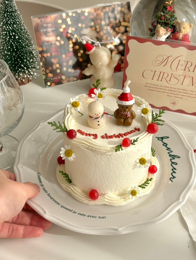 Merry Christmas 대전 크리스마스 케이크 예약 / 크리스마스 캔들🎄🍓☃️ : 네이버 블로그