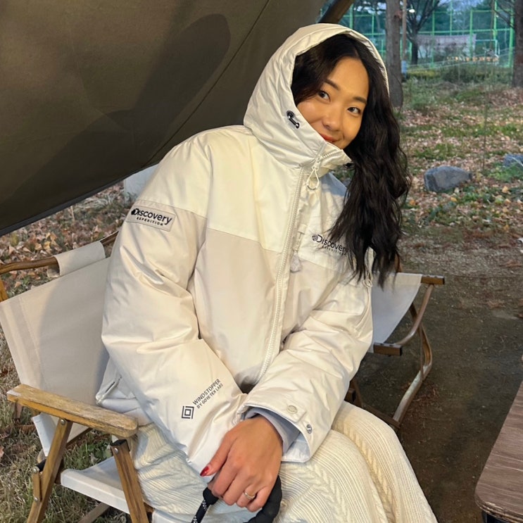 디스커버리 여성 패딩 코디 여자 윈드스토퍼 구스 숏패딩 추천 브랜드 캠핑룩 네이버 블로그