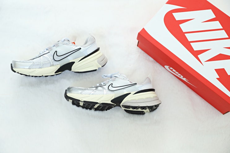 나이키 Y2K RUN 여성 운동화 공홈 구입 및 코디 ️ : 네이버 블로그