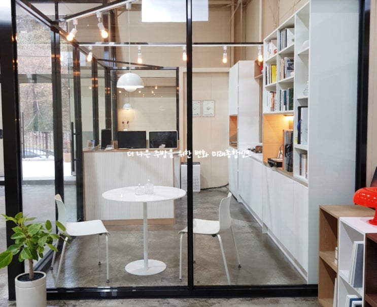 군산사무실인테리어사무실가구사무실책상사무실싱크대사무실수납장붙박이가구인테리어붙박이수납장붙박이책상붙박이소파군산씽크