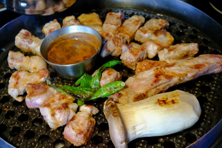 제주 연동 흑돼지 맛집 돌담 한잔 하기 좋은 혼밥 맛집 추천 네이버 블로그