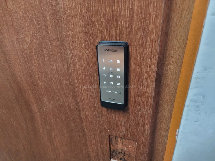옆으로밀어서 여는 미닫이문에 슬라이딩 도어락 설치 마곡동열쇠 : 네이버 블로그