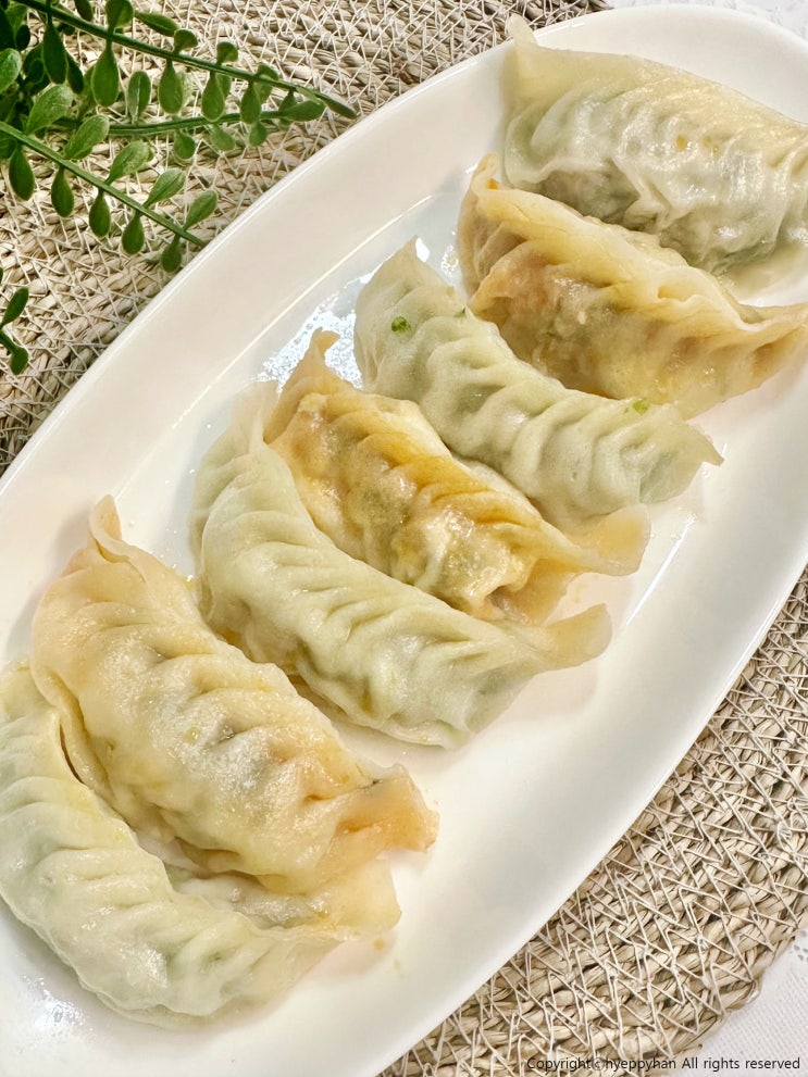 냉동만두 찌는법 찜기 없이 전자레인지 만두 찌는 시간 네이버 블로그
