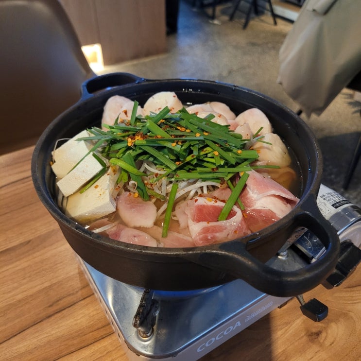 신논현 맛집] 연말모임 하기좋은 예약가능한 분위기 좋은 술집 멜로우가든 강남점 MELLO GARDEN : 네이버 블로그