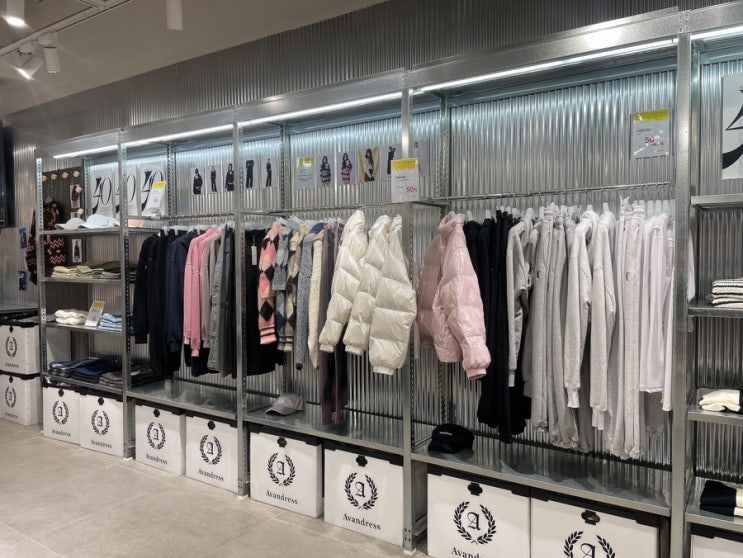 어반드레스 홍대 AK플라자 오프라인 매장 방문하고 왔어요 : 네이버 블로그