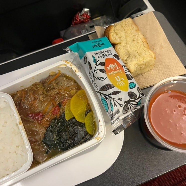 콴타스 항공 인천-시드니 왕복 QF88/QF87 탑승 후기 : 기내식부터 좌석 꿀팁까지! : 네이버 블로그