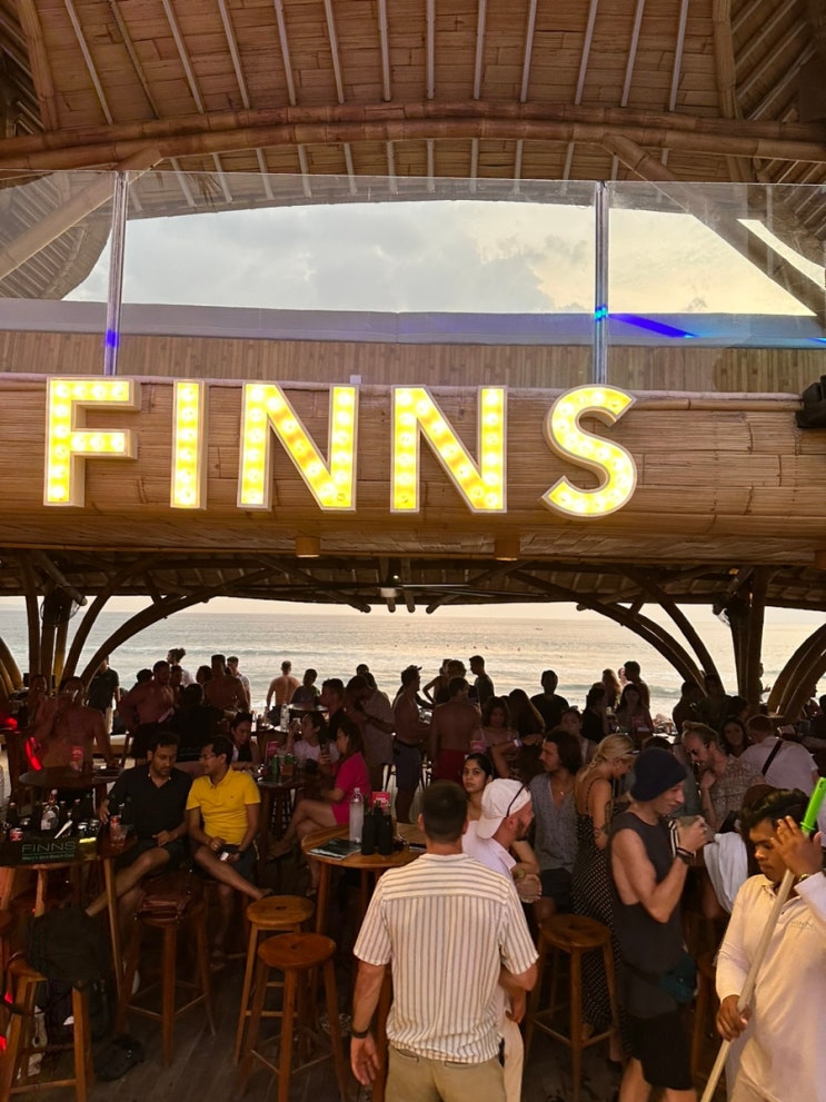 [발리 신혼여행] 핀스비치클럽 Finns Beach club VIP 예약 후기 | 자리추천 : 네이버 블로그