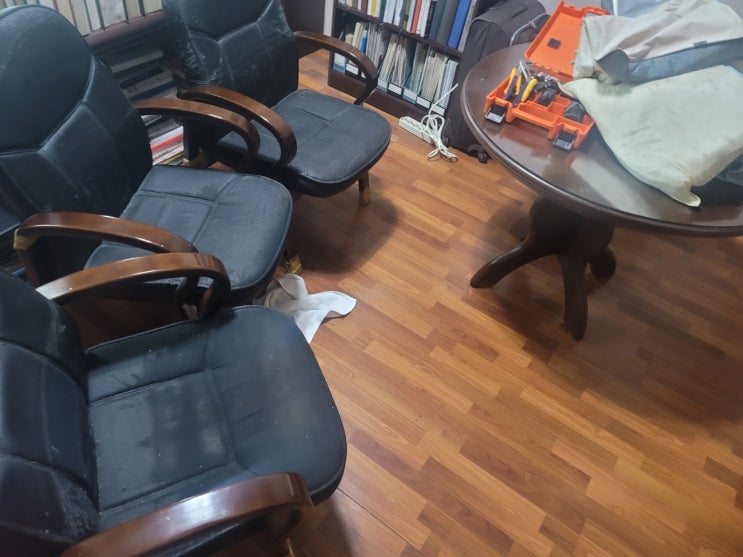마포구 서교동 가정집폐기물수거 생활폐기수거 안쓰는가전가구수거 폐기수거견적 1톤트럭견적 대형폐기물수거 쇼파폐기 냉장고폐기 세탁기