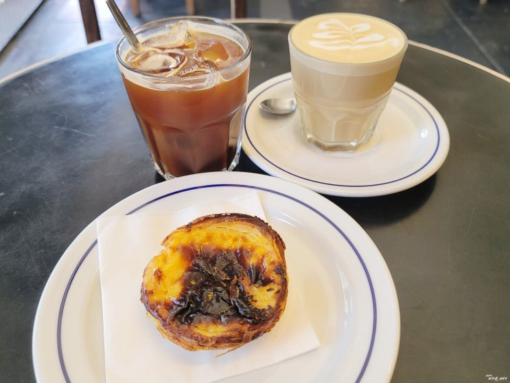 [포르투] 포르투갈, 언덕 위의 도시 - 55. 모던한 카페, Combi Coffee Roasters : 네이버 블로그