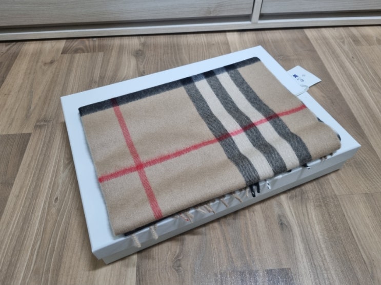 [버버리] 체크 캐시미어 스카프(8076576) : 네이버 블로그