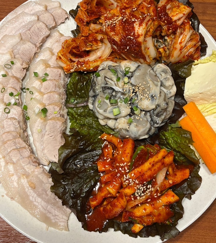 [김해맛집] 굴보쌈 인정 ‘김해 부영보쌈 본점’ 내돈내산 솔직후기 : 네이버 블로그