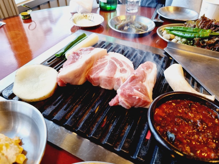 합정 고기집 뭉텅 숙성돼지고기 육즙 미쳤다 네이버 블로그