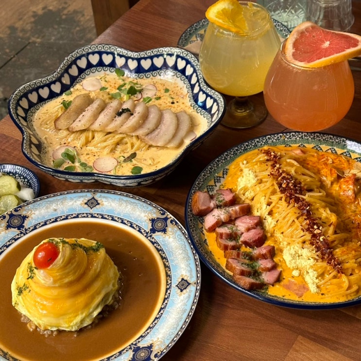미니 맛집 종로 익선동데이트하기 좋은 항정 매콤크림 파스타 회오리 오므라이스 통삼겹 로제 파스타 맛집 익선취향