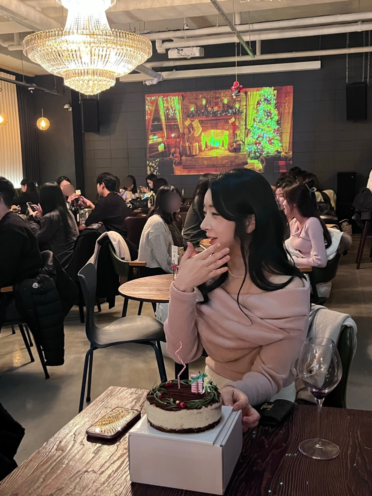 압구정 가로수길 와인바 리커테이션에서 연말 생일파티 : 네이버 블로그