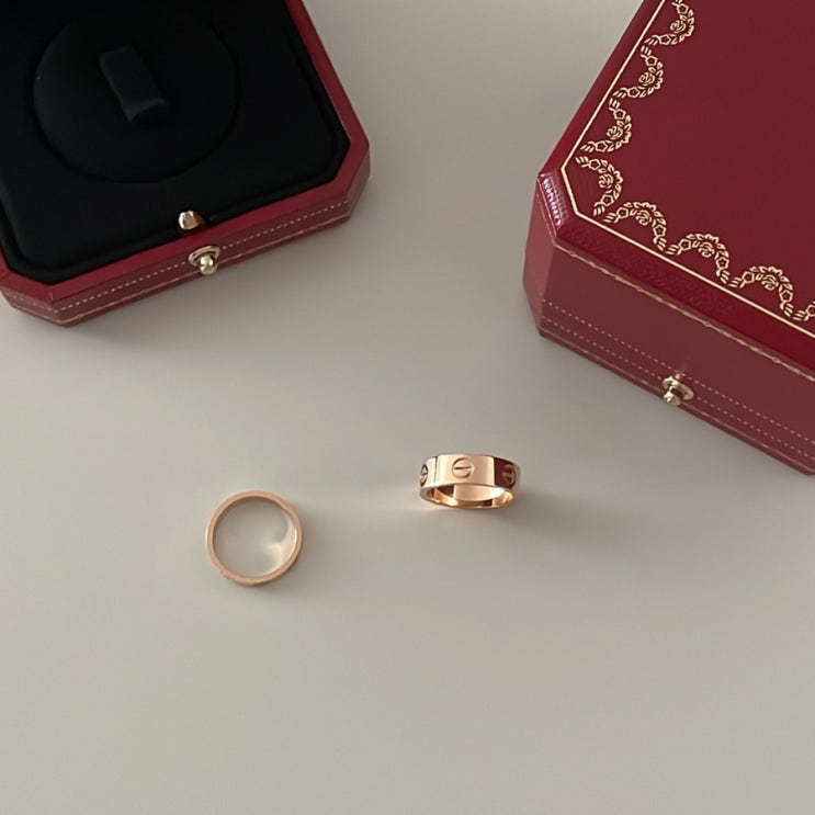 까르띠에(cartier) _ 러브링 핑크골드&옐로우골드 구매 및 교환후기, 착샷 : 네이버 블로그