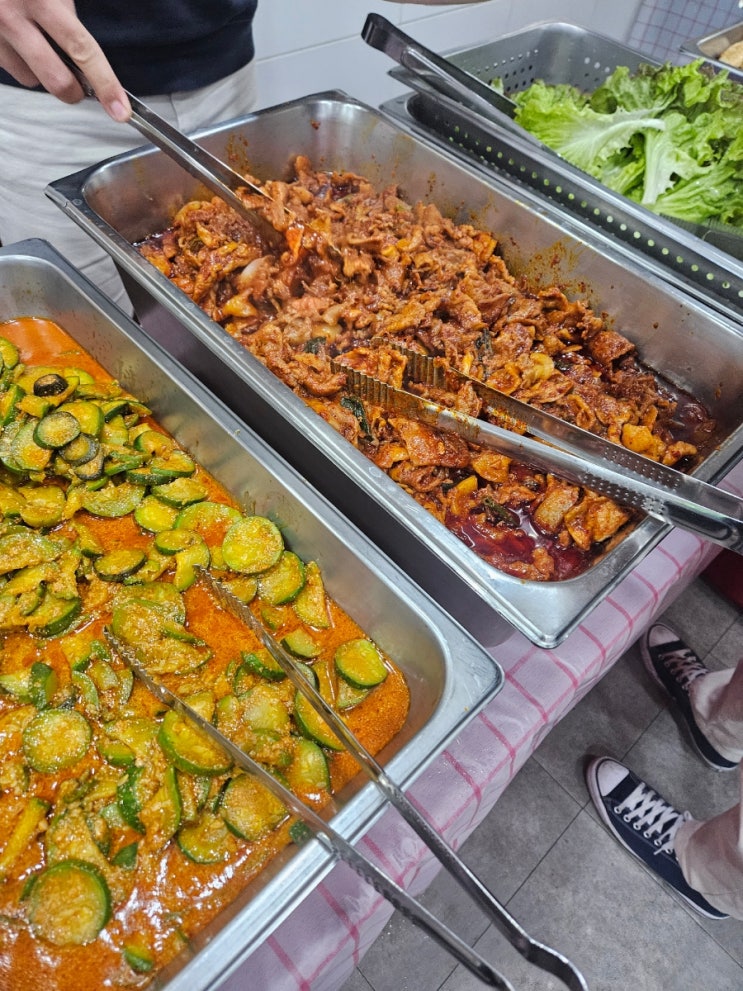내돈내산 제육볶음이 뷔페로 먹고싶을 때 국회의사당 여의도 점심 맛집 서울한식뷔페 네이버 블로그