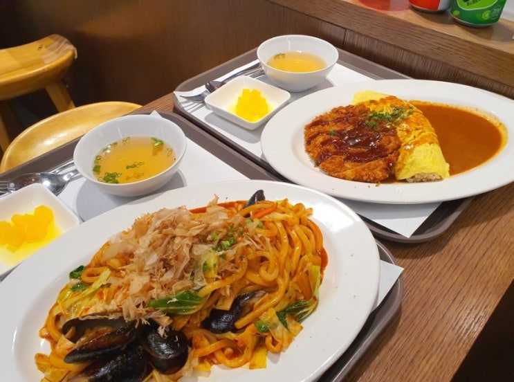 잠실 롯데백화점 푸드코트 오픈 다이닝 펍 혼밥 하기도 좋은 오므라이스 야끼우동 맛집 Feat 잠실 직장인 점심 맛집