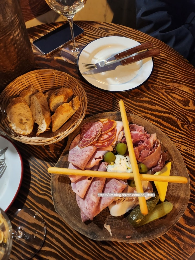 성수 세스크멘슬 샤퀴테리가 맛있는 콜키지프리 와인바 네이버 블로그