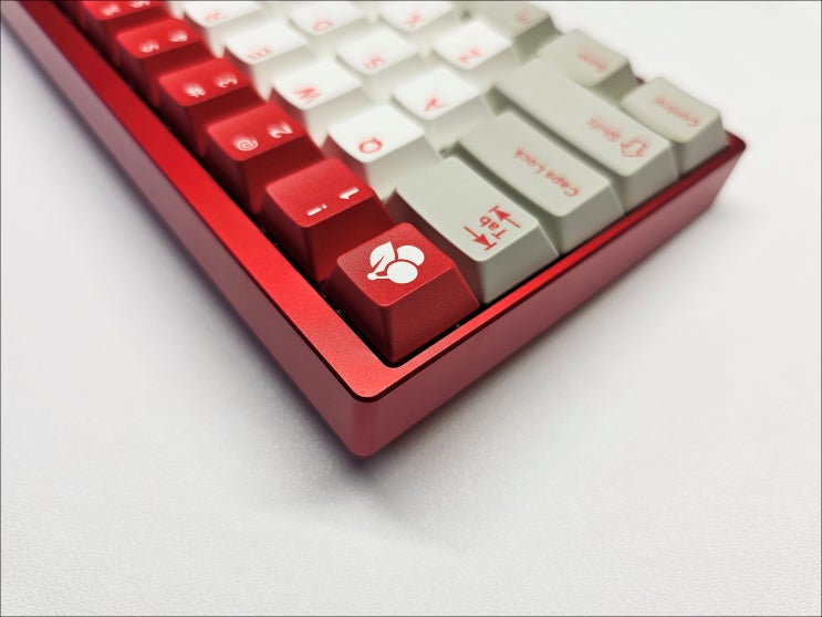 NEO65 레드에 찰떡 GMKst. 레드 얼럿 체리 프로파일 키캡 : 네이버 블로그