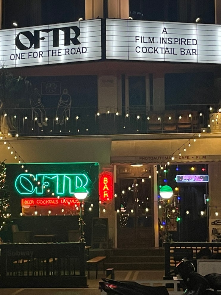 방콕 현지인 바이브 진짜 힙했던 OFTR 라이브바 완전 추천! : 네이버 블로그