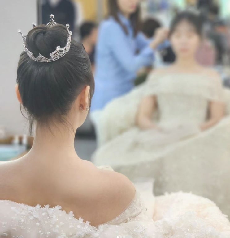 로우번만 고민하는 예신들에게 다양한 본식 헤어스타일 추천 로우번 미들번 하이번 포니테일 반묶음 네이버 블로그
