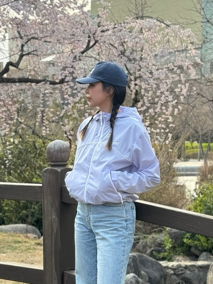 디스커버리 여성 바람막이 추천 크롭자켓 경량 바람막이 점퍼 코디 추천 네이버 블로그