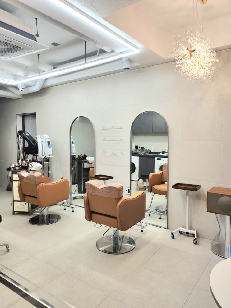 가평 프리미엄살롱 에츠헤어가평점 오픈을 축하드립니다. 펌 염색 컷트와 헤드스파를 한번에! 스타힐링 안마샴푸대 입점! 최고의 ...