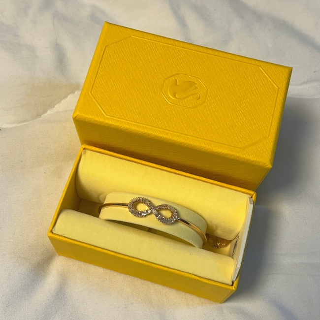 스와로브스키 팔찌 하이퍼볼라 인피니트 뱅글 여자친구 선물 추천 솔직 후기 : 네이버 블로그