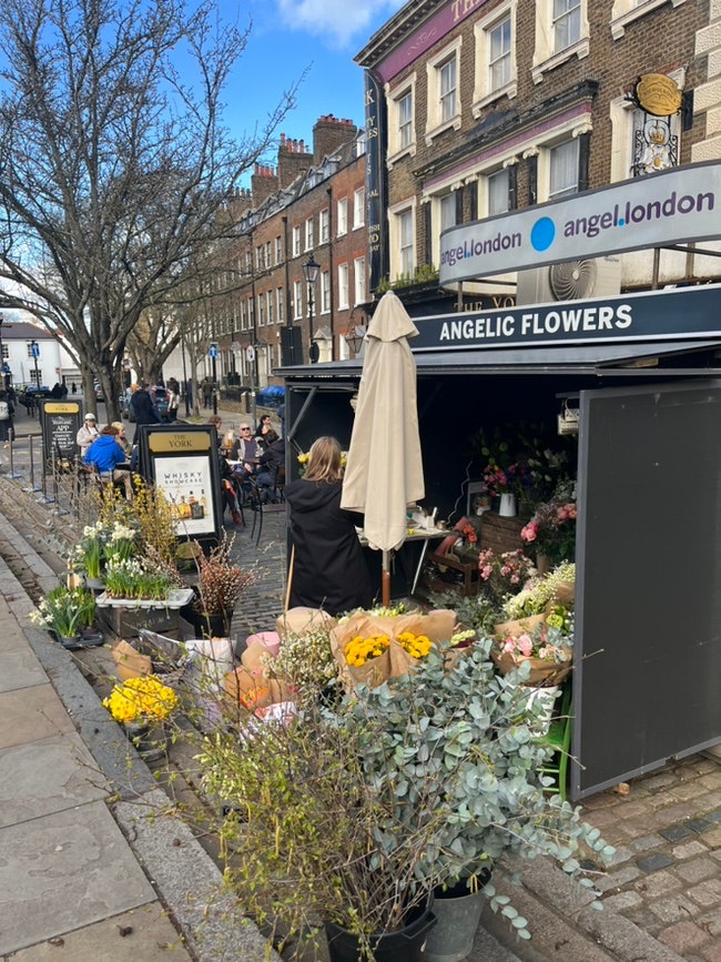 런던 여행 | 엔젤 동네 투어, 런던 돈가스 맛집 타나카츠, Katsute100 마차 디저트 카페 : 네이버 블로그