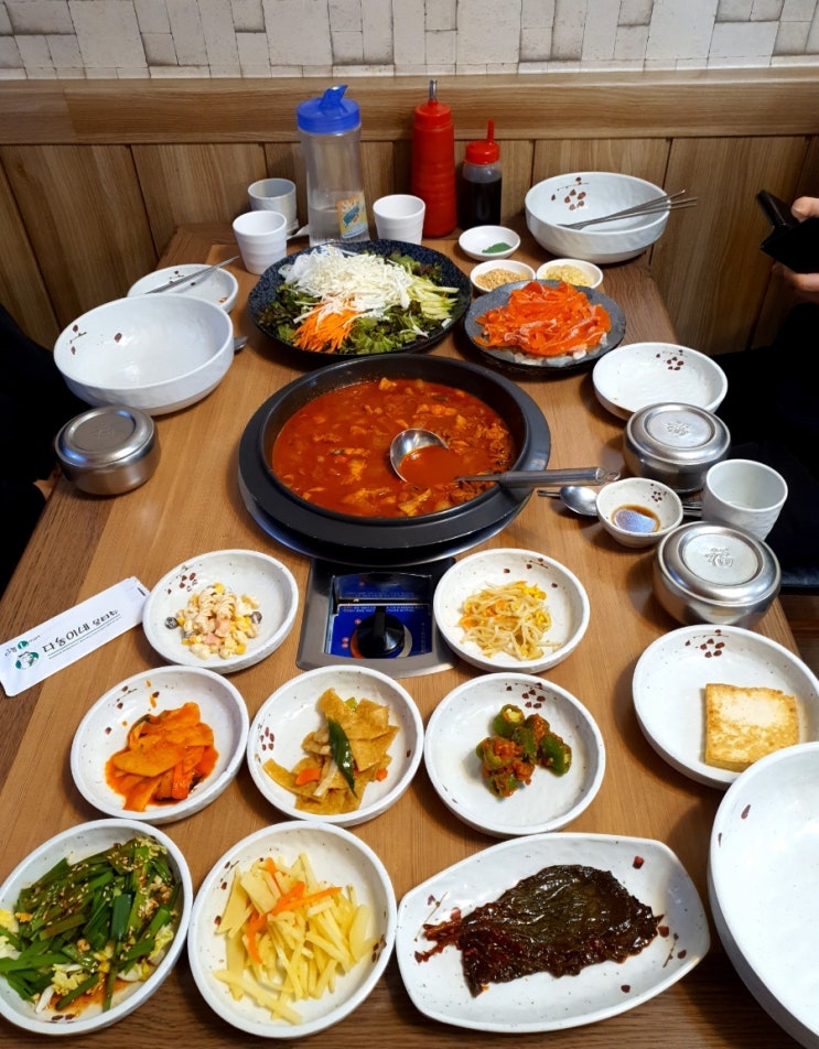가경동 맛집 반찬 재사용 안 하는 무지개송어짜글이 네이버 블로그