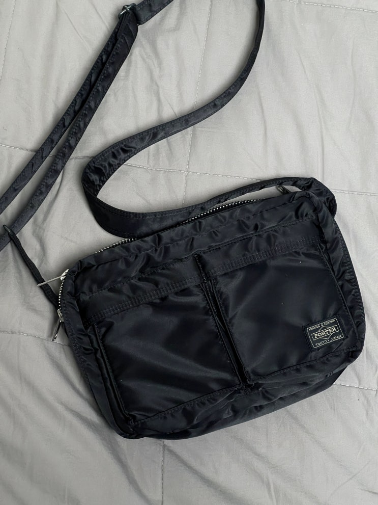 가볍게 들기 좋은 요시다 포터 탱커 숄더백 스몰[622-76963] : 네이버 블로그