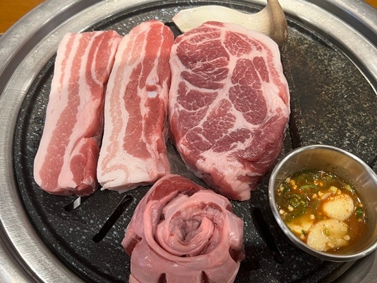 육즙가득 한돈으로 유명한 송도맛집 고반식당 송도트리플스트리트점 다녀왔어요 네이버 블로그