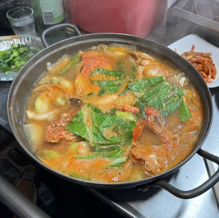 여수맛집서시장 20번 포차 여수 여행의 마지막 마무리로 좋은 곳 충무동 교동시장 근처 노포 로컬 포장마차 꽃게탕 맛집