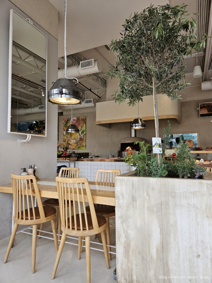 리야드 맛집 | Chestnut Bakery 체스트넛 베이커리 추천 후기 (런던 유명 빵집) : 네이버 블로그