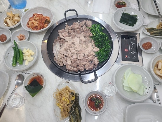 울산남구맛집 무한리필이 가능한 담백한 갈비수육 함양지리산흑돼지 네이버 블로그